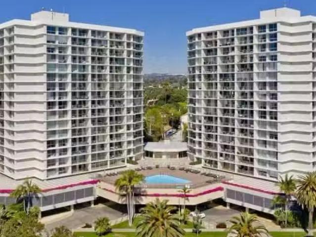 201 Ocean Ave, 709B, Santa Monica, CA 90402
