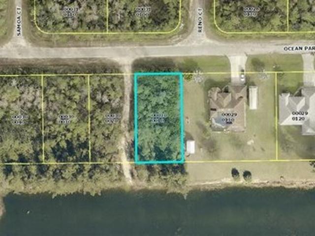 201 Ocean Park Dr, Lehigh Acres, FL 33972