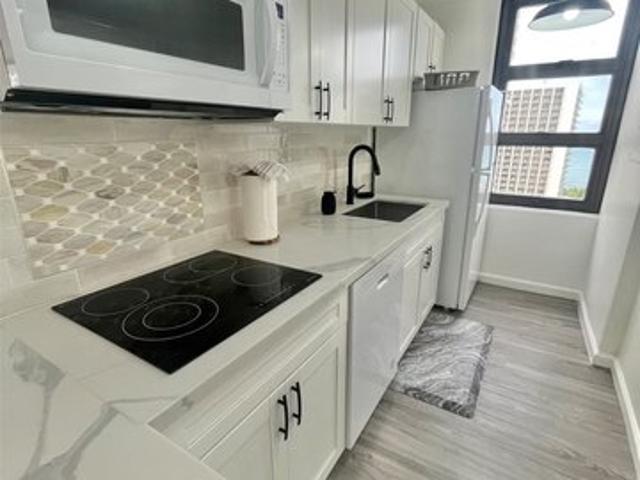 201 Ohua T1 Ave Unit 2113, Honolulu, HI 96815