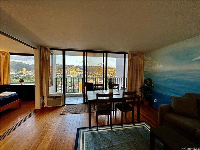 201 Ohua Ave Unit 2401, Honolulu, HI 96815
