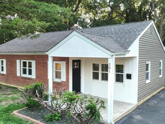 201 Orchard Ave, Dover, DE 19901