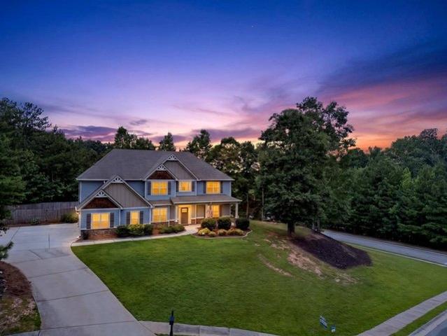 201 Overton Pt, Carrollton, GA 30116