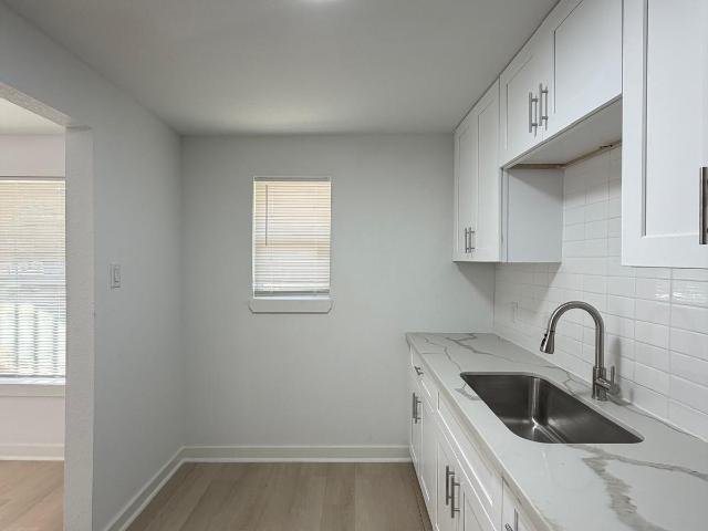 201 Lowery Drive 3