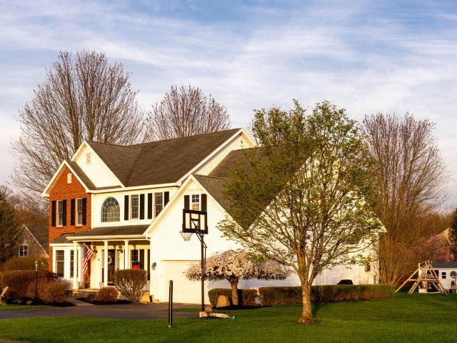 201 Longhouse Lane