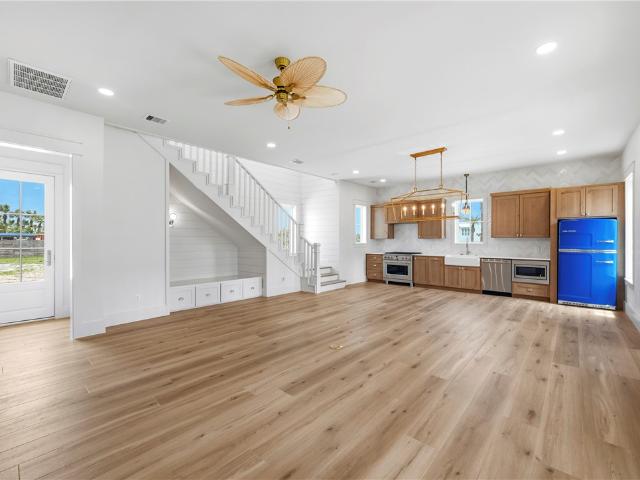 201 Laughing Gull Lane C