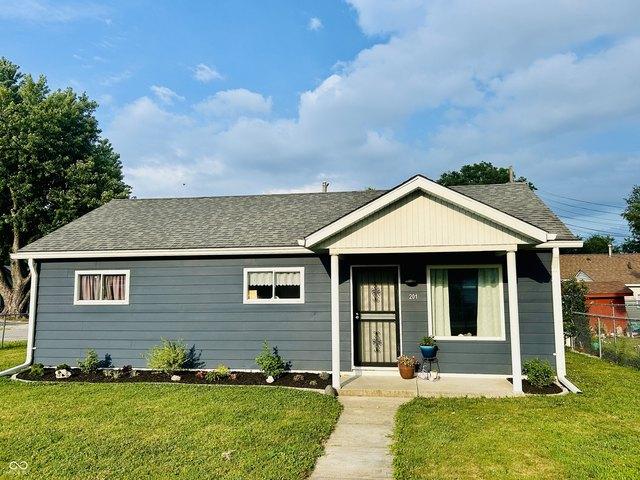 201 Leach St, Greencastle, IN 46135