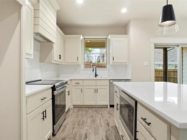 201 Legacy Blvd, Weatherford, TX 76085 | MLS #21220