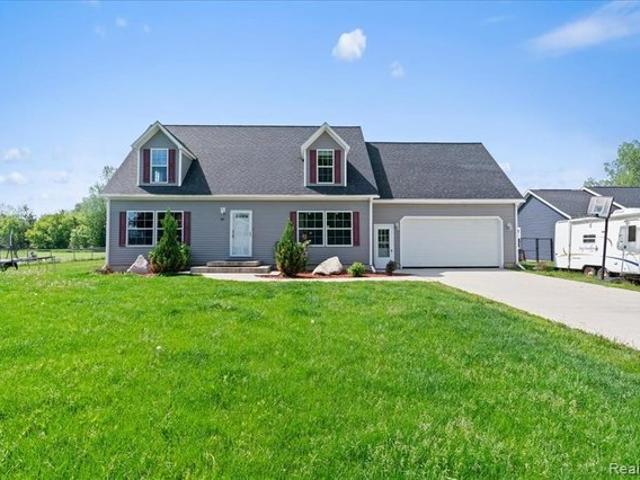 201 Lyman St, Corunna, MI 48817