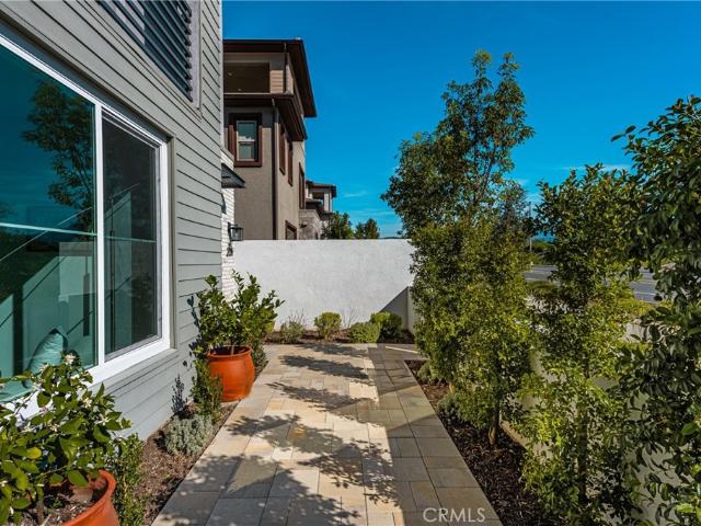 201 Lynx, Irvine, CA 92618 | MLS #OC26035 | Compass