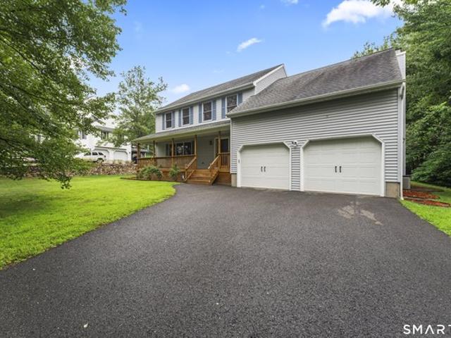 201 Mount Fair Dr, Watertown, CT 06795