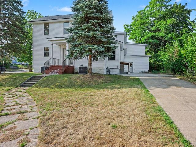 201 Monroe Street