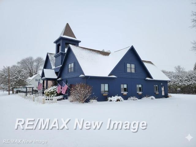 201 Main St, Sterling, MI