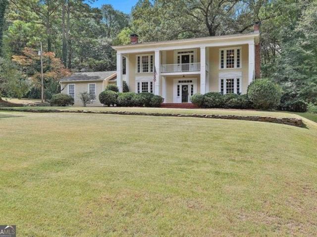 201 Maple Dr, Hogansville, GA 30230