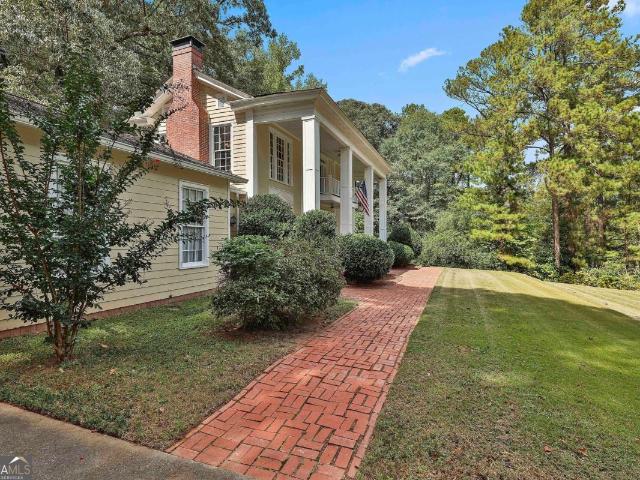 201 Maple Drive