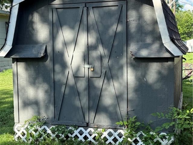 201 Mills Avenue