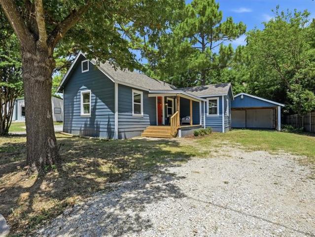 201 Mineral St, Whitesboro, TX 76273