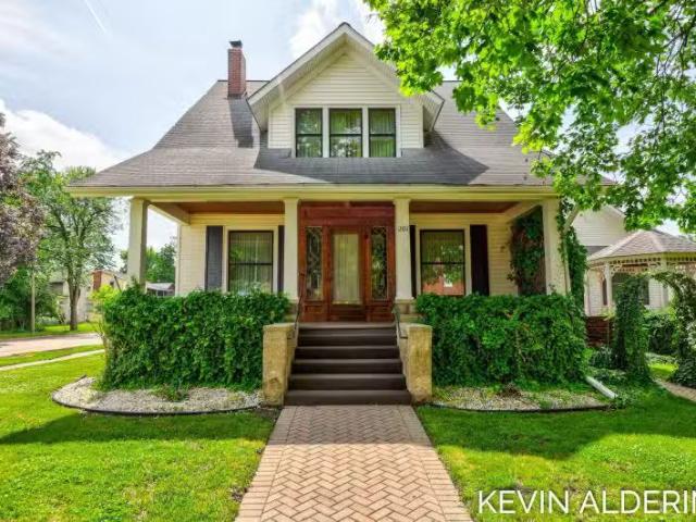 201 N Woodworth St, Corunna, MI 48817 MLS 25018394