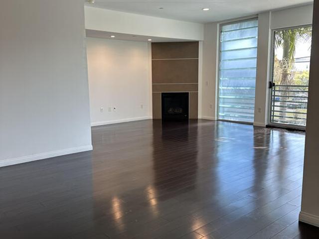 201 N Manhattan Pl, Unit 202, Los Angeles, CA 90004 | MLS #26755 | Compass