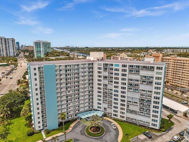 201 N Ocean Blvd Apt 202, Pompano Beach, FL 33062