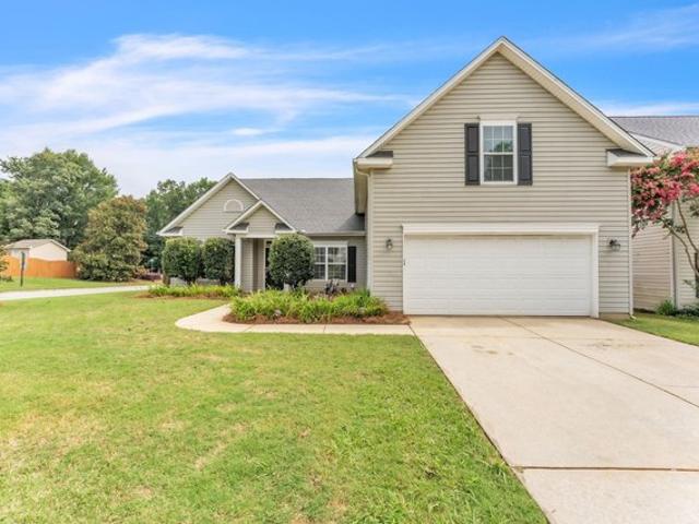 201 N Orchard Farms Ave, Simpsonville, SC 29681