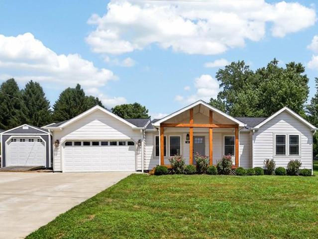 201 Nikirk Ln, Oolitic, IN 47451