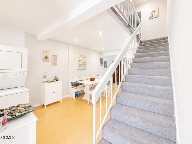 201 S Ventura Road 8