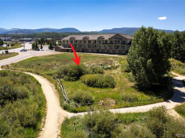 201 S Wapiti Drive