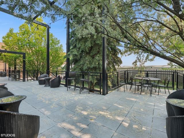 201 S Ashland Avenue