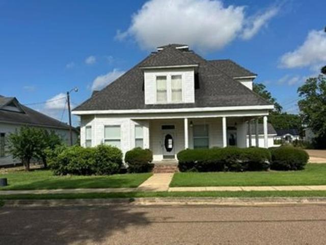201 S Church St, Charleston, MS 38921