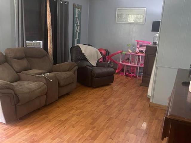 201 S Goddard St, Mart, TX 76664 | MLS #21013