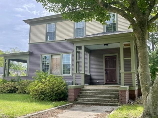 201 S Howell St, Rocky Mount, NC 27804