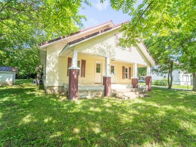 201 S Main St, Pleasant Hope, MO 65725