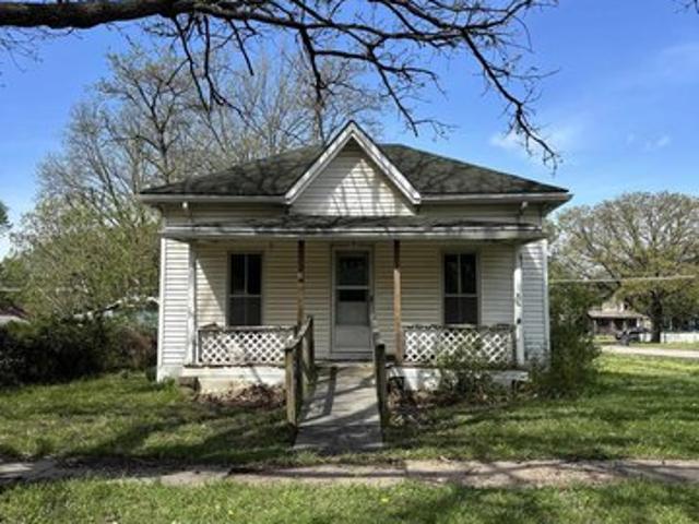201 S Merchant St, Emporia, KS 66801