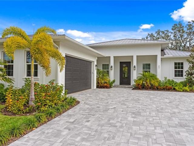 201 S Shade Ave, Sarasota, FL 34237
