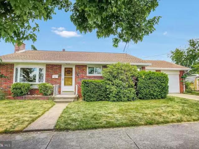 201 S ST, STEELTON, PA 17113 Single Family Residence For Sale.