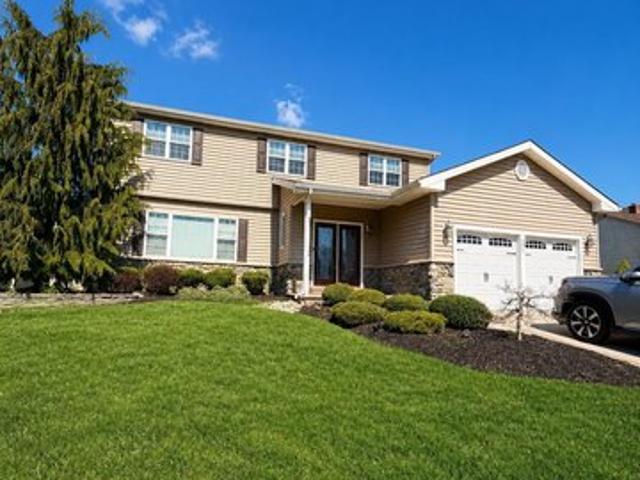 201 Sandringham Rd, Cherry Hill, NJ 08003