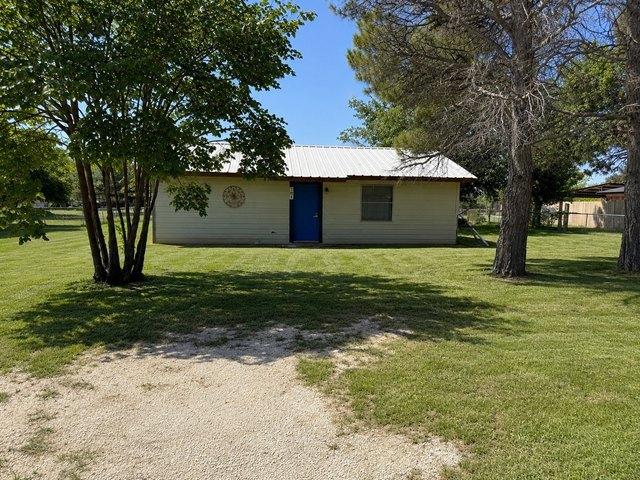 201 Sandy Ln, Clyde, TX 79510