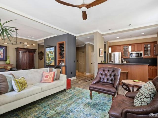 201 Sansome St Unit 702, San Francisco, CA 94104