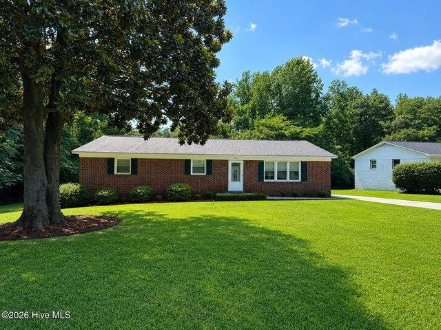 201 Shaw Rd, Hamlet, NC 28345