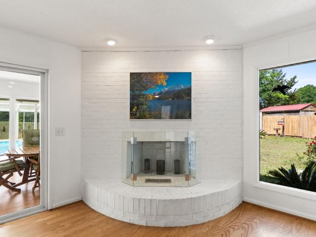 201 Sherwood Court