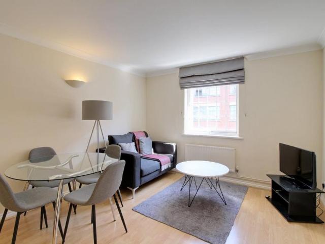 201 St John Street, London EC1V 1 bed apartment to rent £2,250 pcm £519 pw