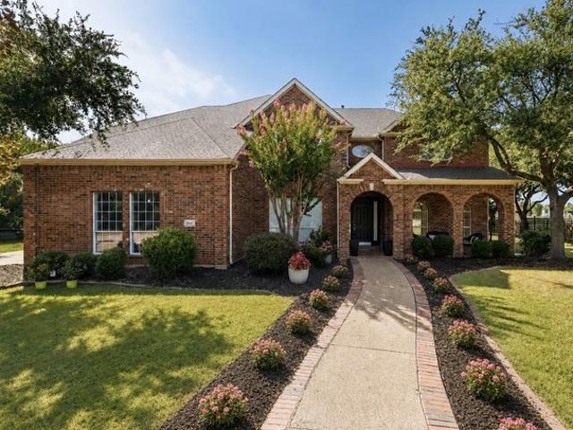 201 Stanford Ct, Heath, TX 75032