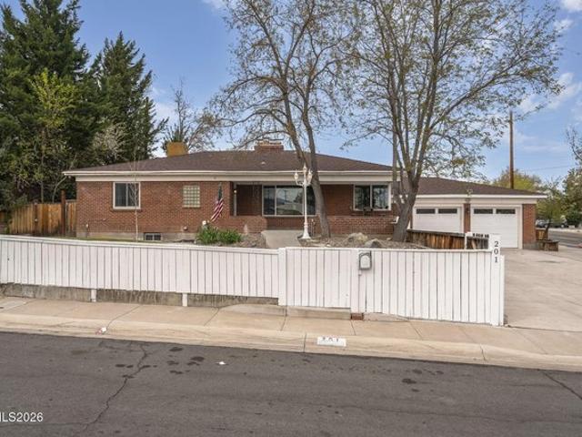 201 Sunnyside Dr, Reno, NV 89503