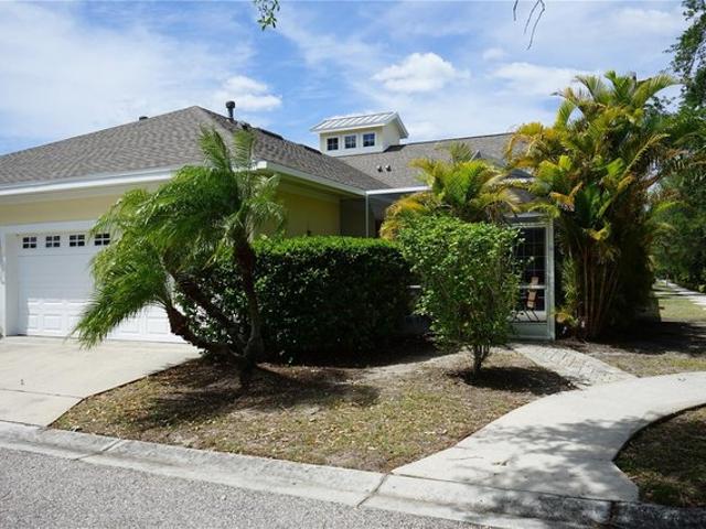 201 Sunset Crest Ct, Apollo Beach, FL 33572