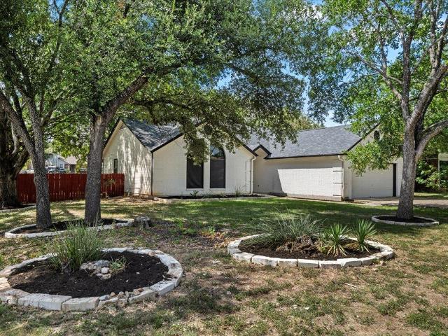 201 Susana Ln