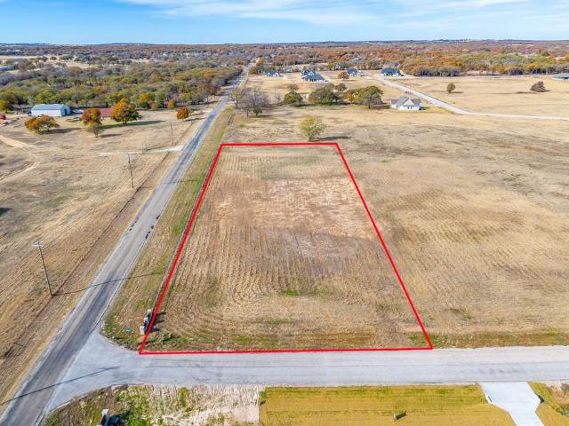 201 Sweetgrass Dr, Poolville, TX 76487 | MLS #21137