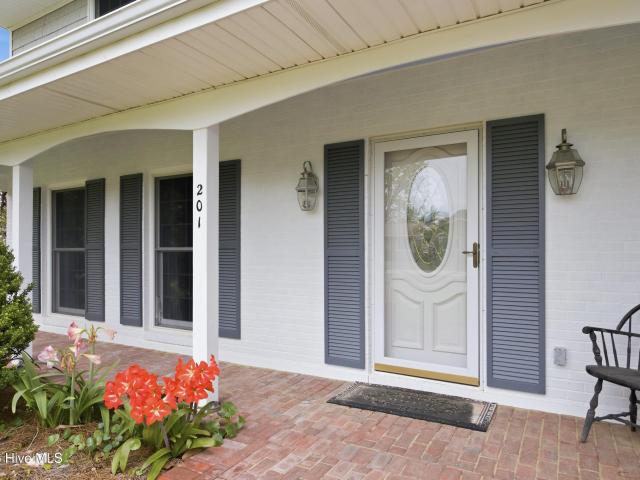 201 Sycamore Drive