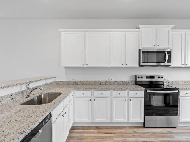201 Paradise Canyon Dr