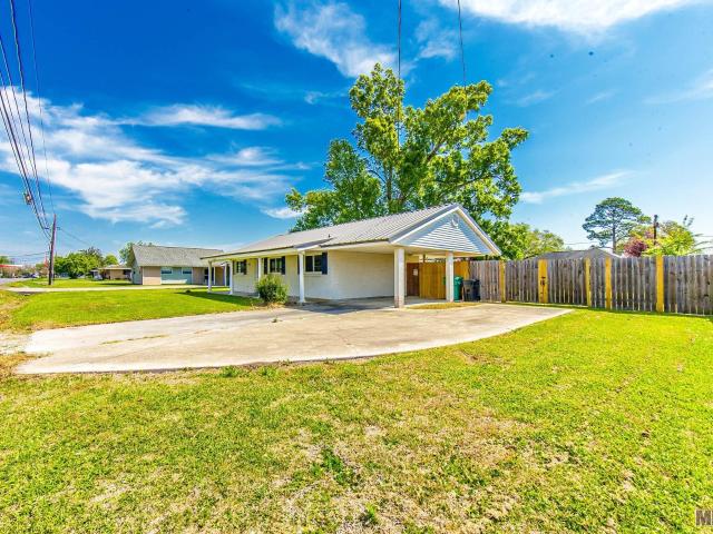 201 Park Dr, Thibodaux, LA 70301 | MLS #BY2026005 | Compass