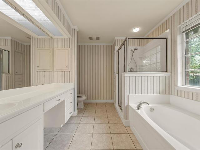 201 Pecan Village Circle